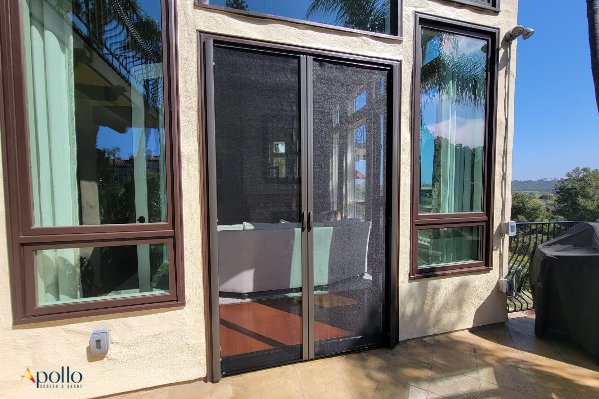 Case Study: Elegant Breeze without the Bugs: Apollo's Retractable ...