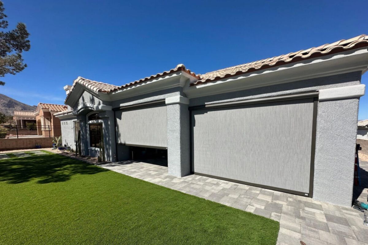 5 Best Motorized Retractable Patio Screens